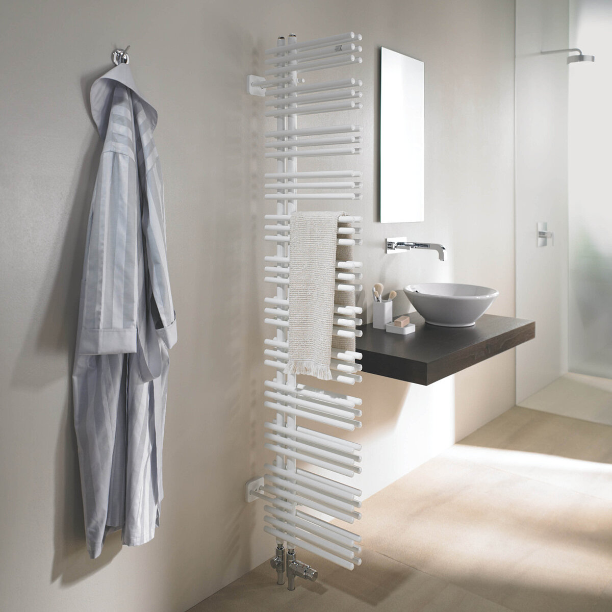 Badheizkörper Zehnder Yucca | Zehnder Group Schweiz AG